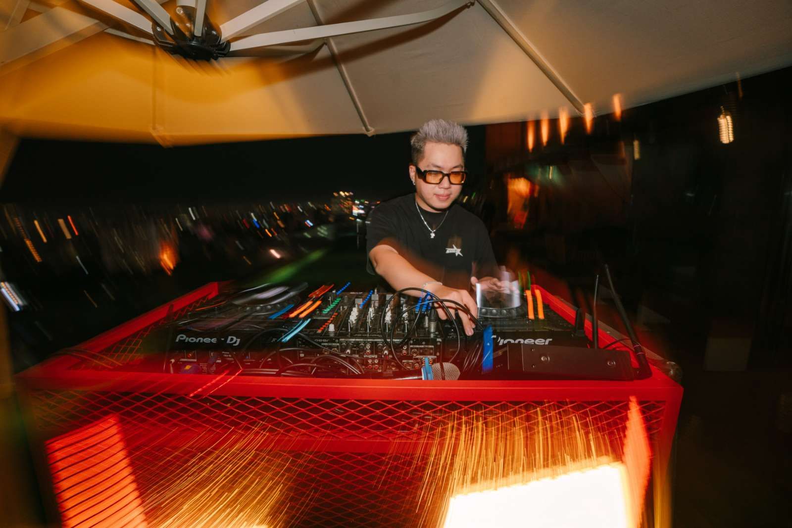 Social Club Rooftop Bar ra mắt concept mới của Ladies Night - WOWWEEKEND